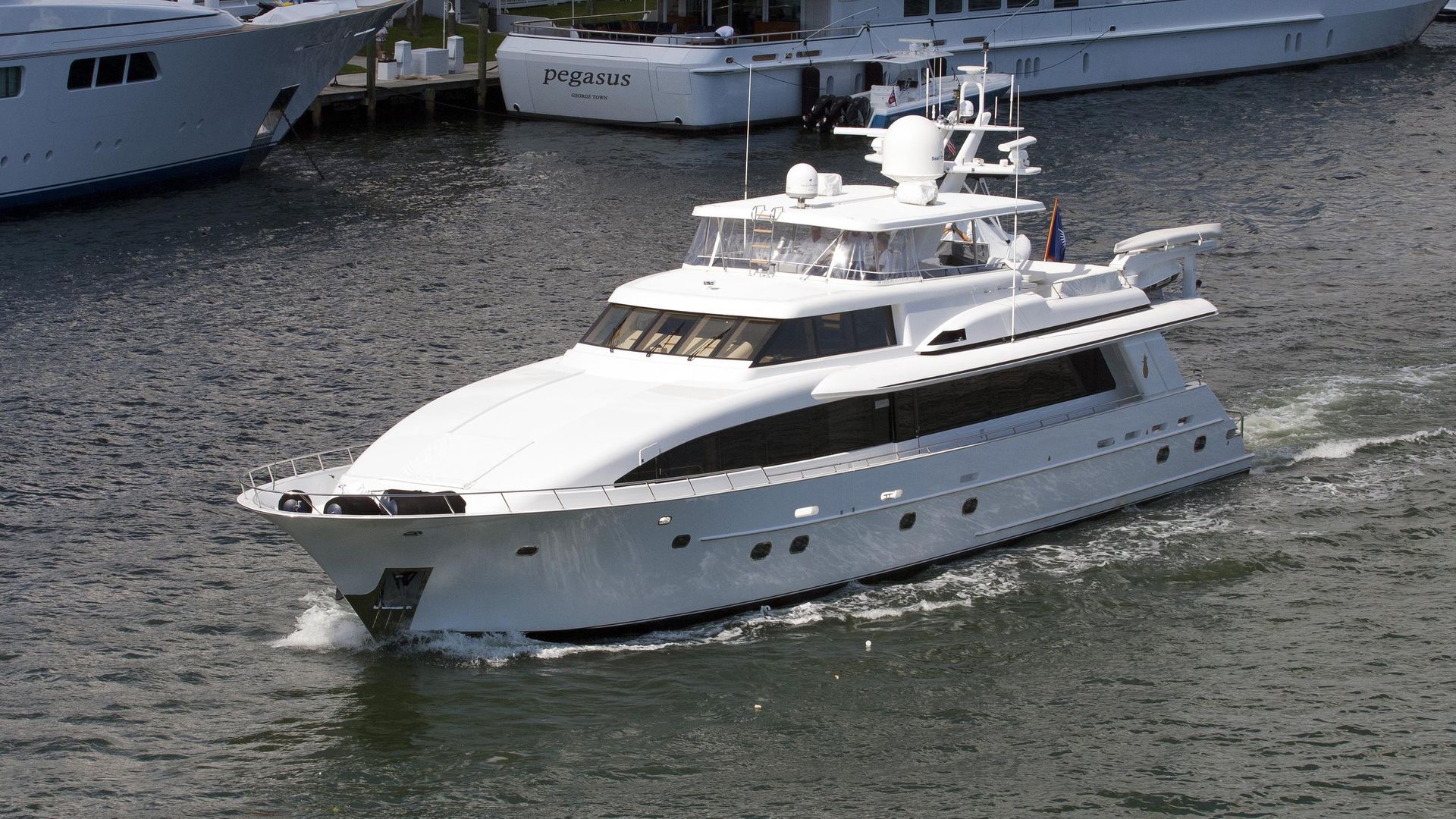 Wire We Here yacht (Crescent Custom Yachts, 35.05m, 1996)